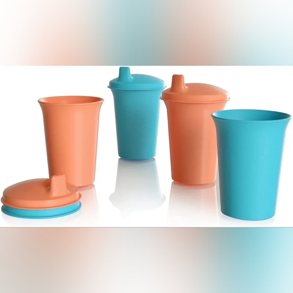 Tupperware | Kitchen | Tupperware Sippy Cup Set | Poshmark